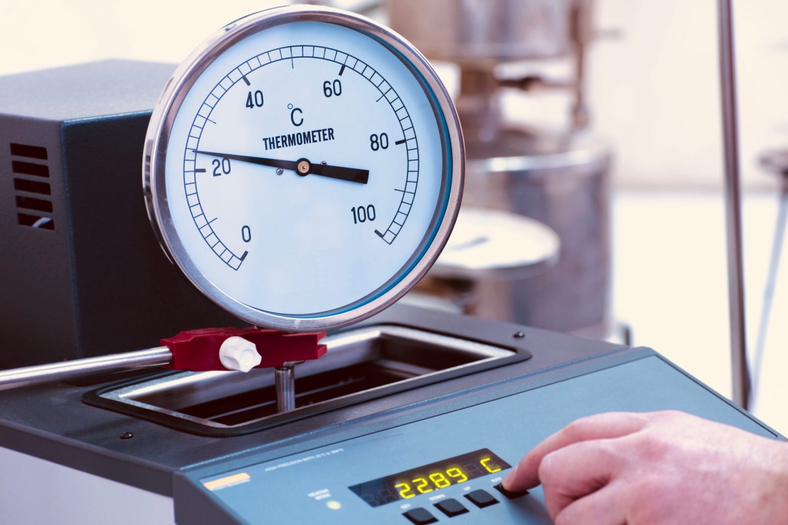 ¿Por qué es importante la calibración de termómetros en su empresa?